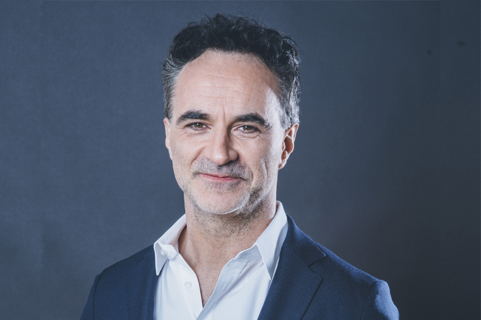 Professor Noel Fitzpatrick delivering keynote lecture at ACVS 2018 ...